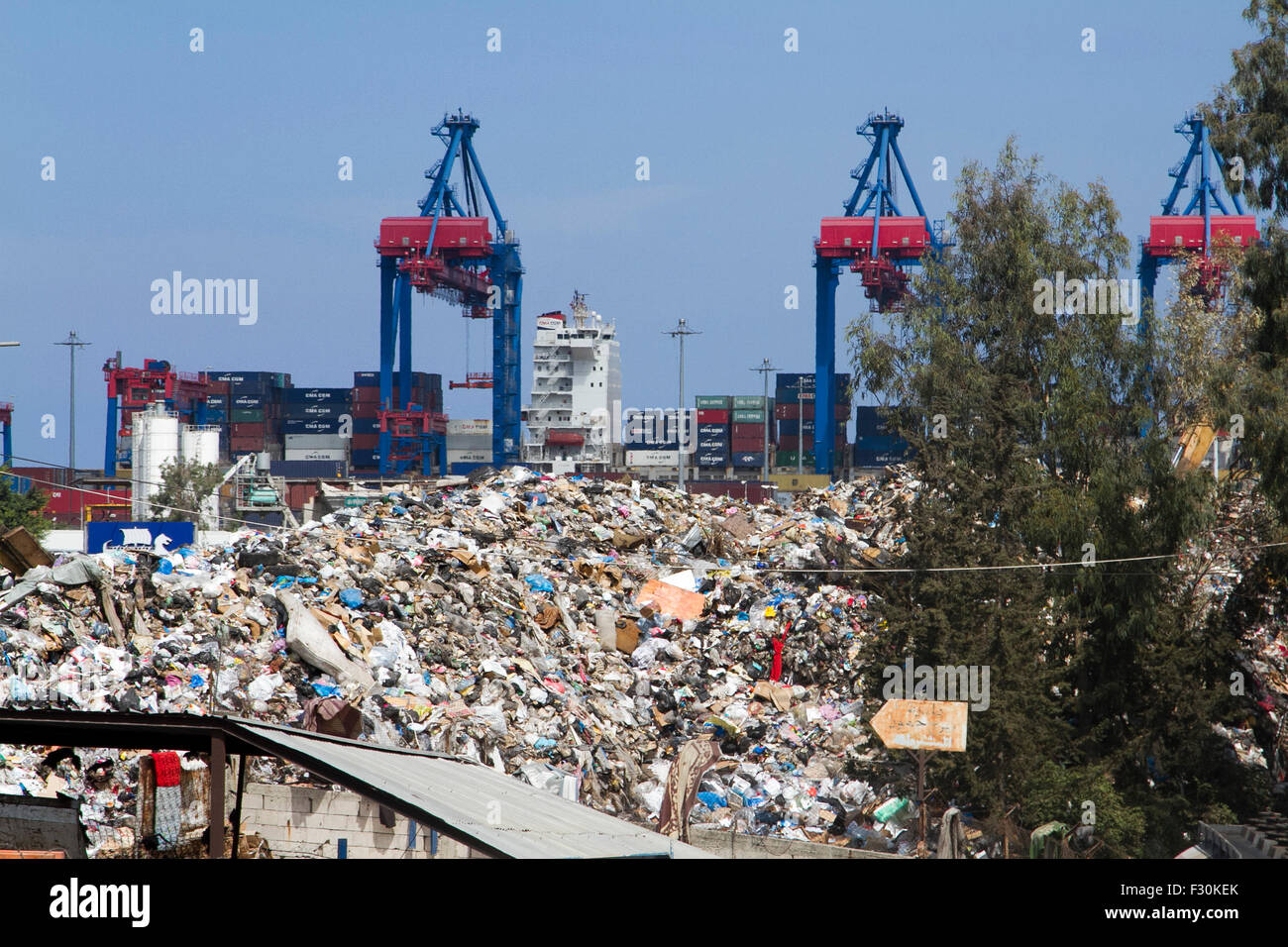Beirut Lebanon; 27th September 2015. Despite the Lebanese government ...
