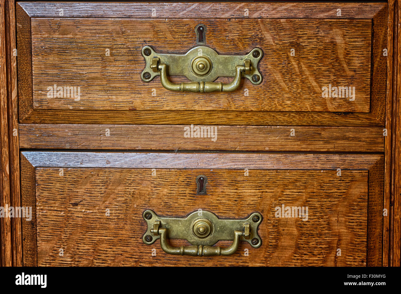 Antique furniture handle hi-res stock photography and images - Alamy