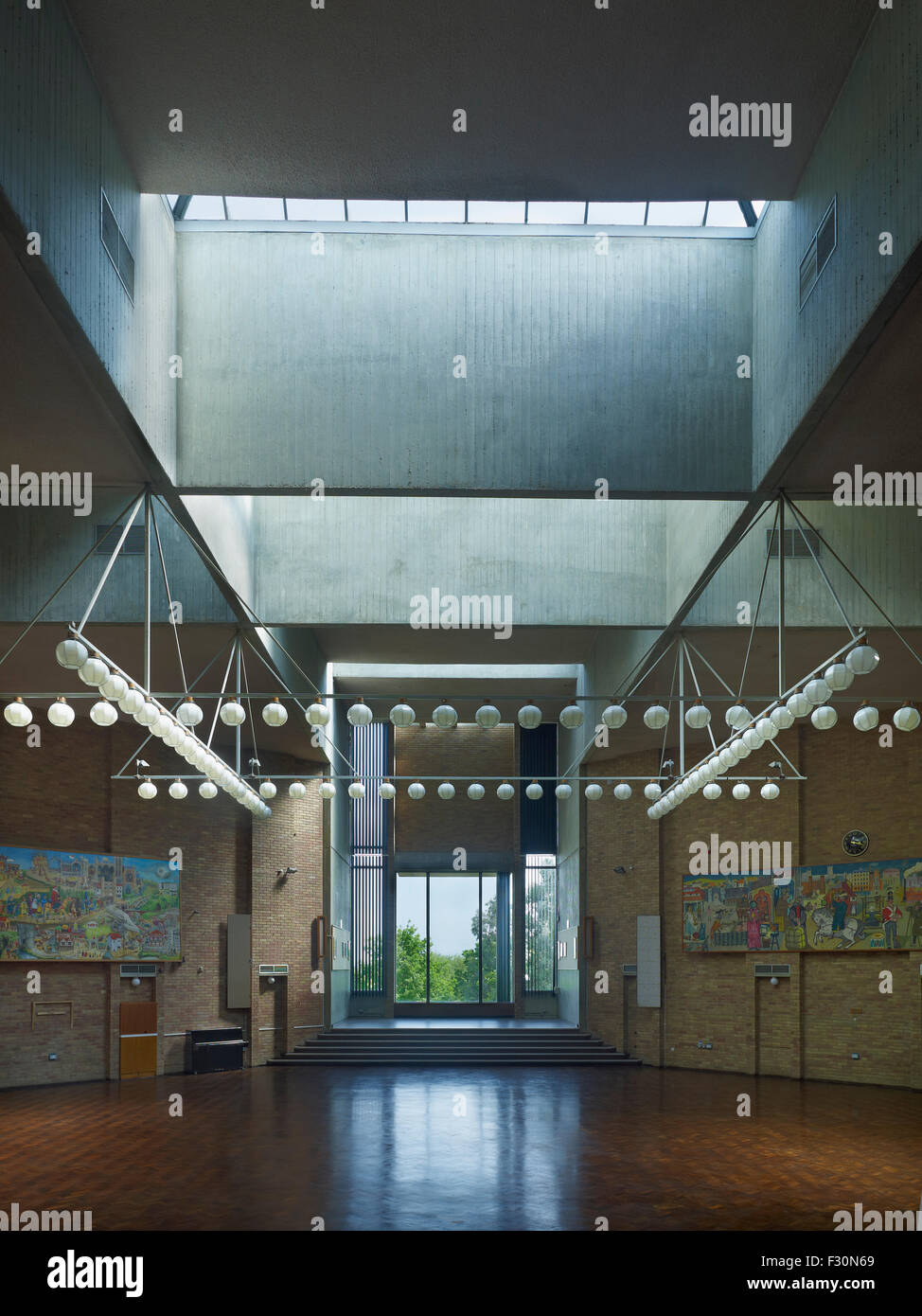 Dining Hall, Eliot College, University of Kent by Lord Holford 1960s ...