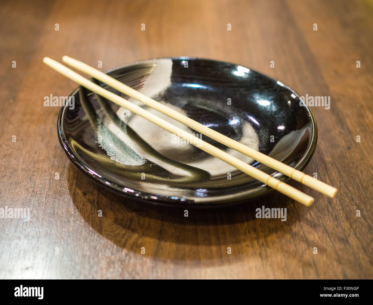 Empty plate chopsticks on hi-res stock photography and images - Alamy