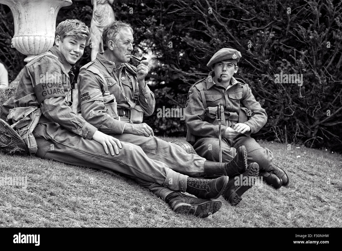 British home guard uniform hi-res stock photography and images - Alamy