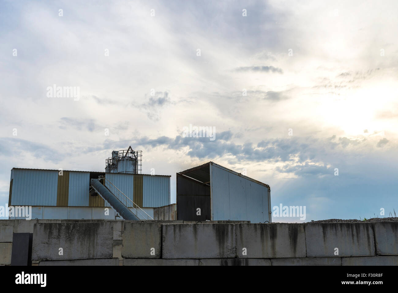 Industrial factory closed hi-res stock photography and images - Alamy