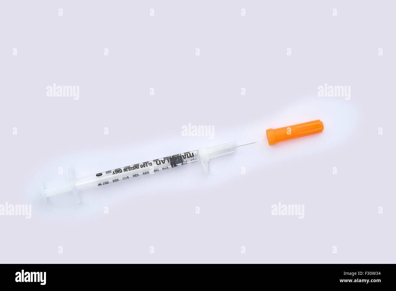 Insulin diabetes syringe medical hi-res stock photography and images ...