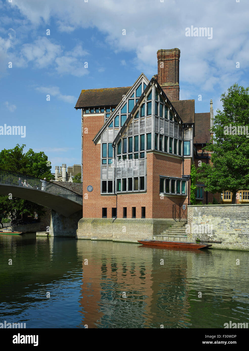 Cambridge, Trinity Hall, Jerwood Library by Freeland Rees Roberts ...