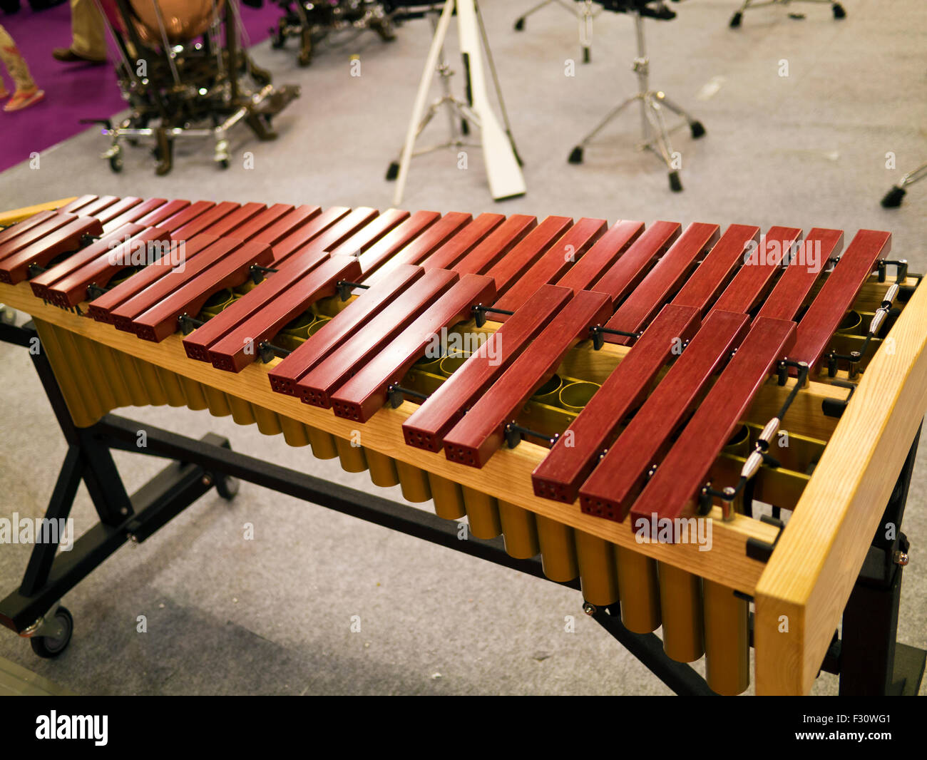 Vibraphone musical xylophone hi-res stock photography and images - Alamy