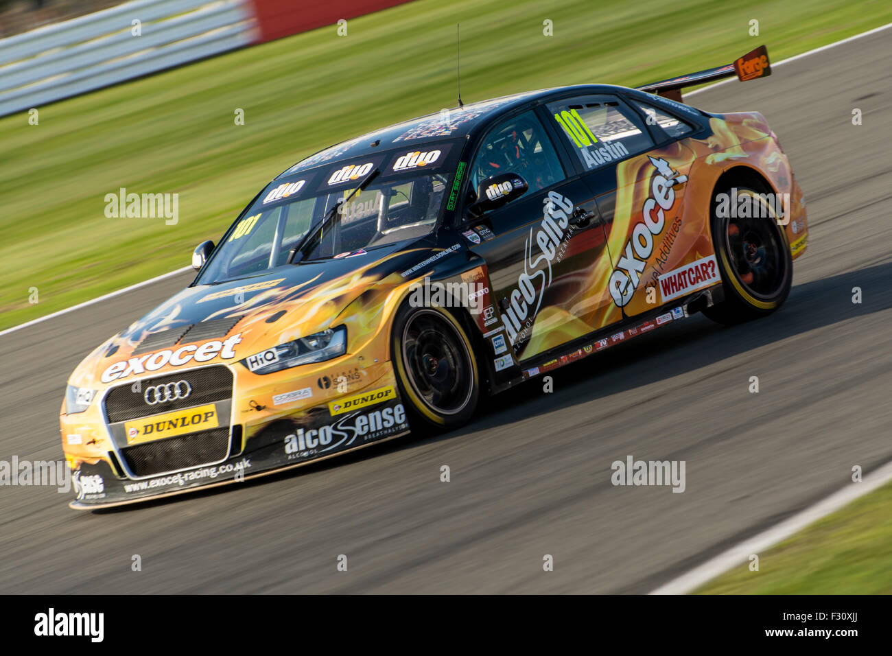 Northamptonshire, UK. 27th Sep, 2015. Rob Austin and Exocet AlcoSense ...