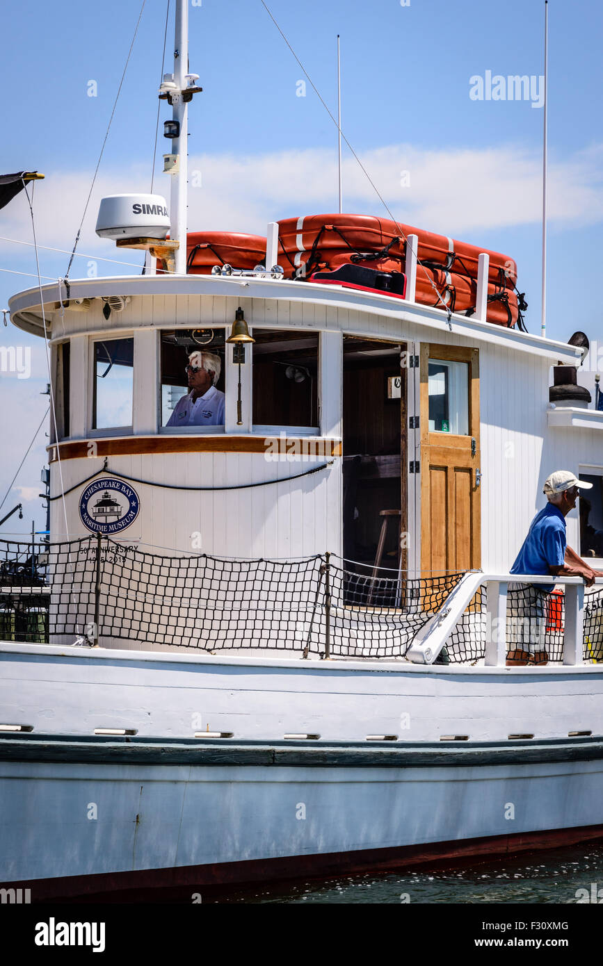Buyboat Winnie Estelle, Chesapeake Bay Maritime Museum, St. Michaels ...