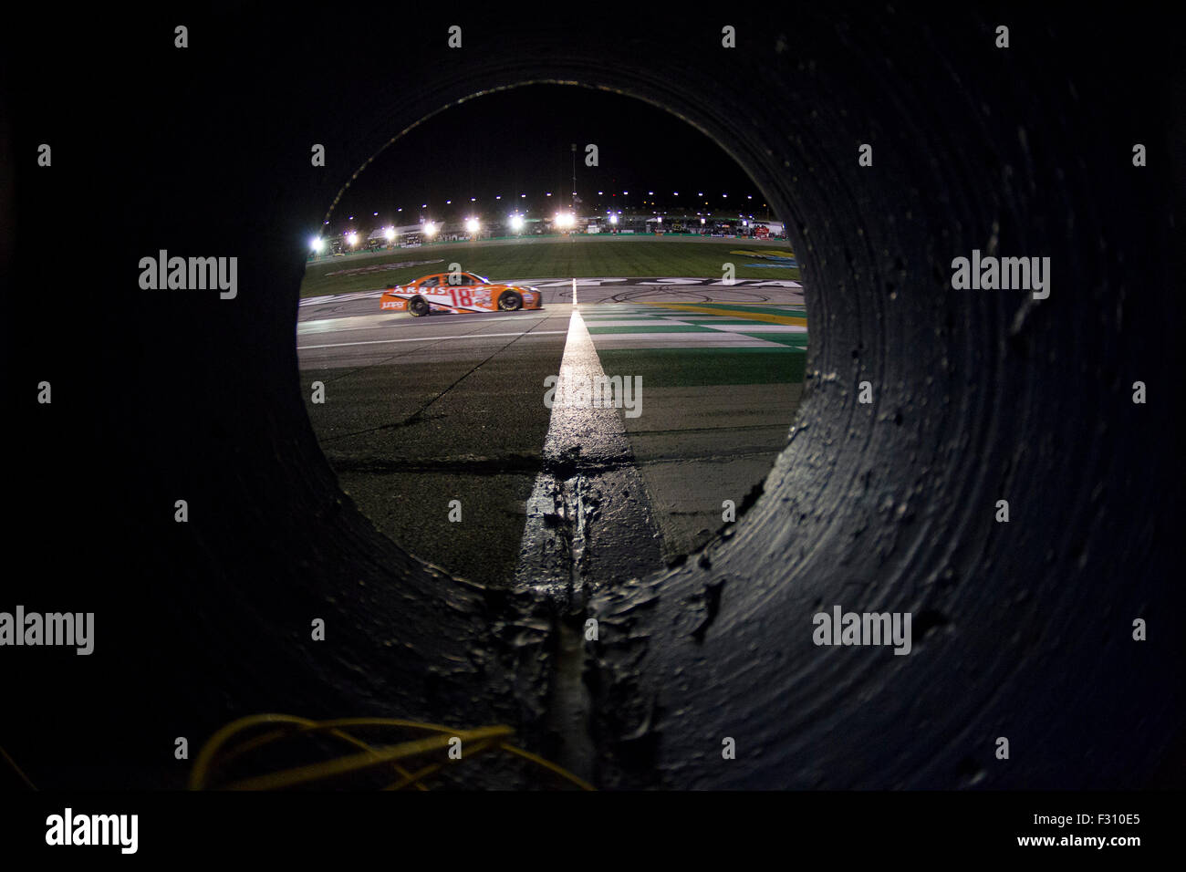 Sparta, KY, USA. 26th Sep, 2015. Sparta, KY - Sep 26, 2015: Daniel ...