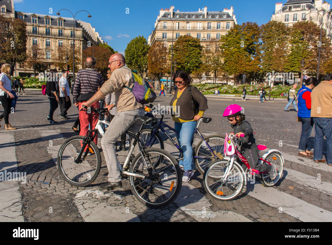 Paris, France, Large Crowd people, French Families Participating at ...