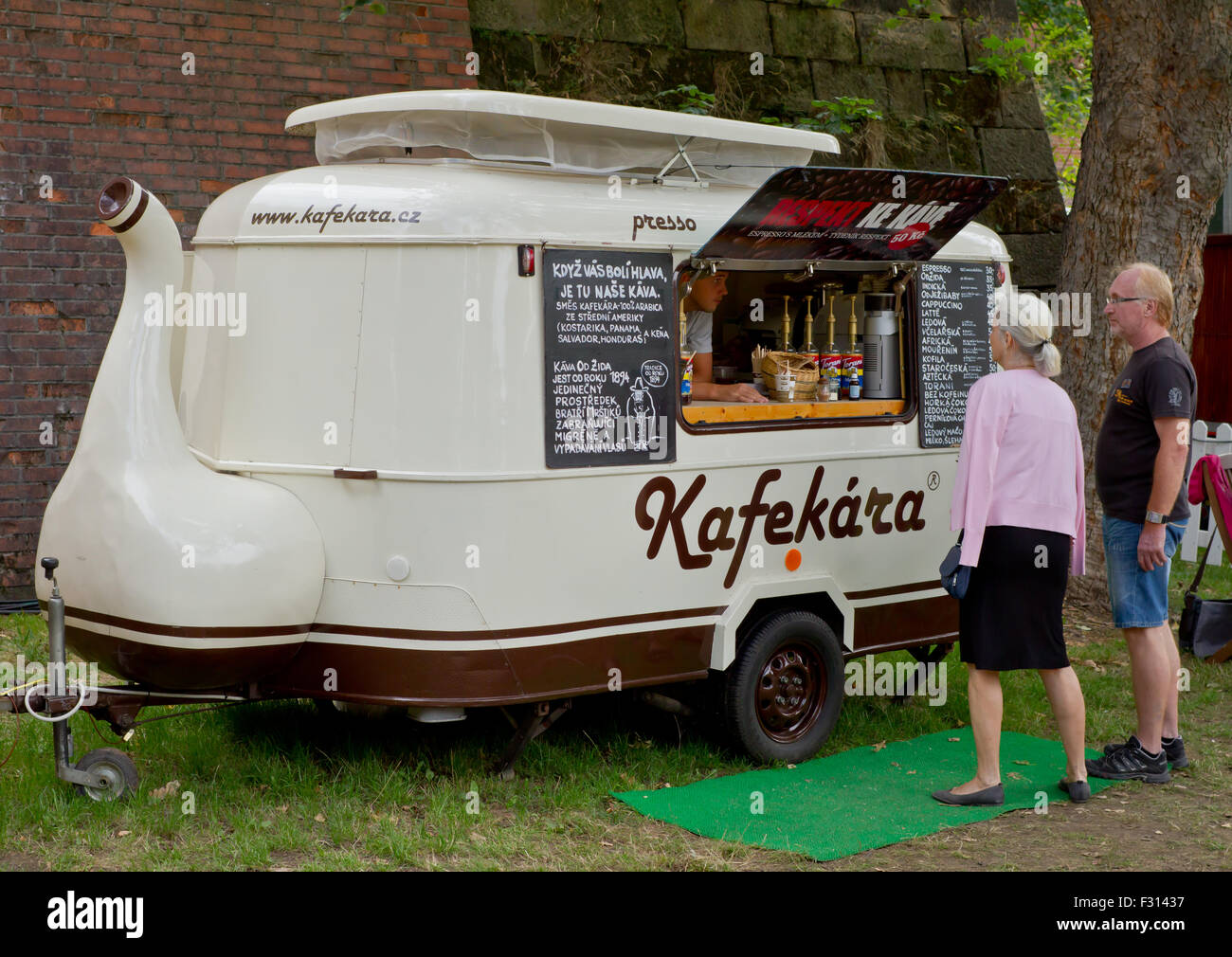 Vintage coffee caravan Stock Photo - Alamy