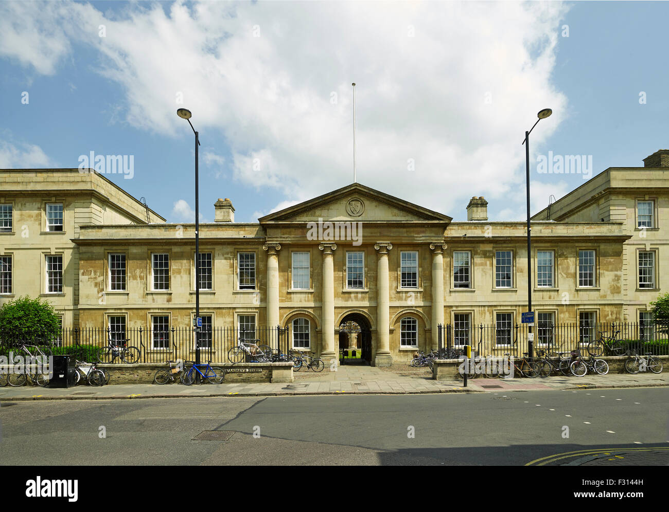 Cambridge University, Emmanuel College, Front Court Stock Photo - Alamy
