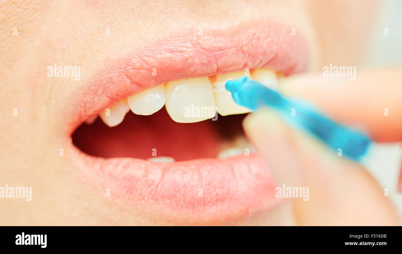 the correct use of a tooth brush for perfect oral hygiene Stock Photo ...