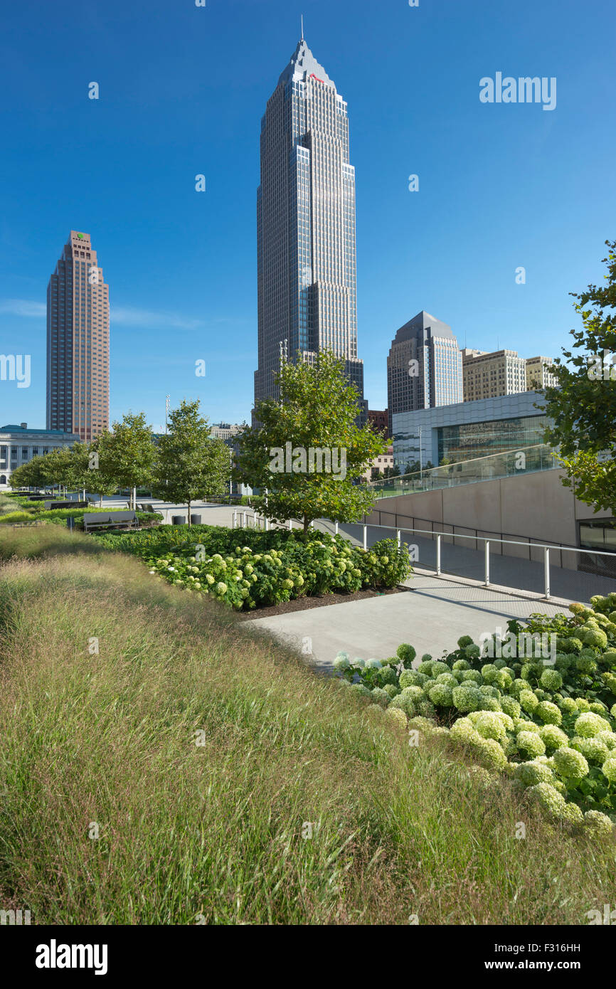 Us bank tower hi-res stock photography and images - Alamy
