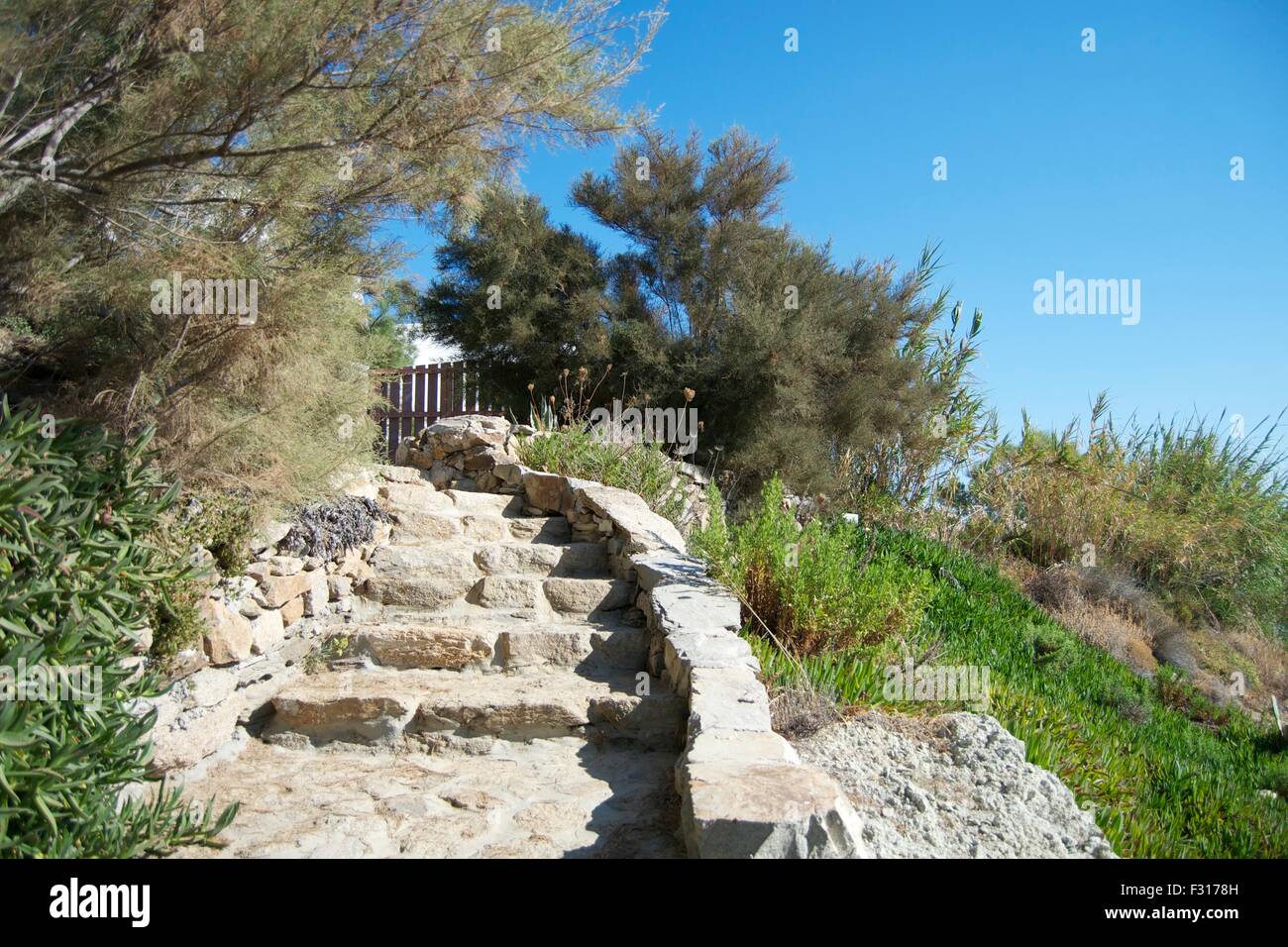 Greek island path Stock Photo - Alamy