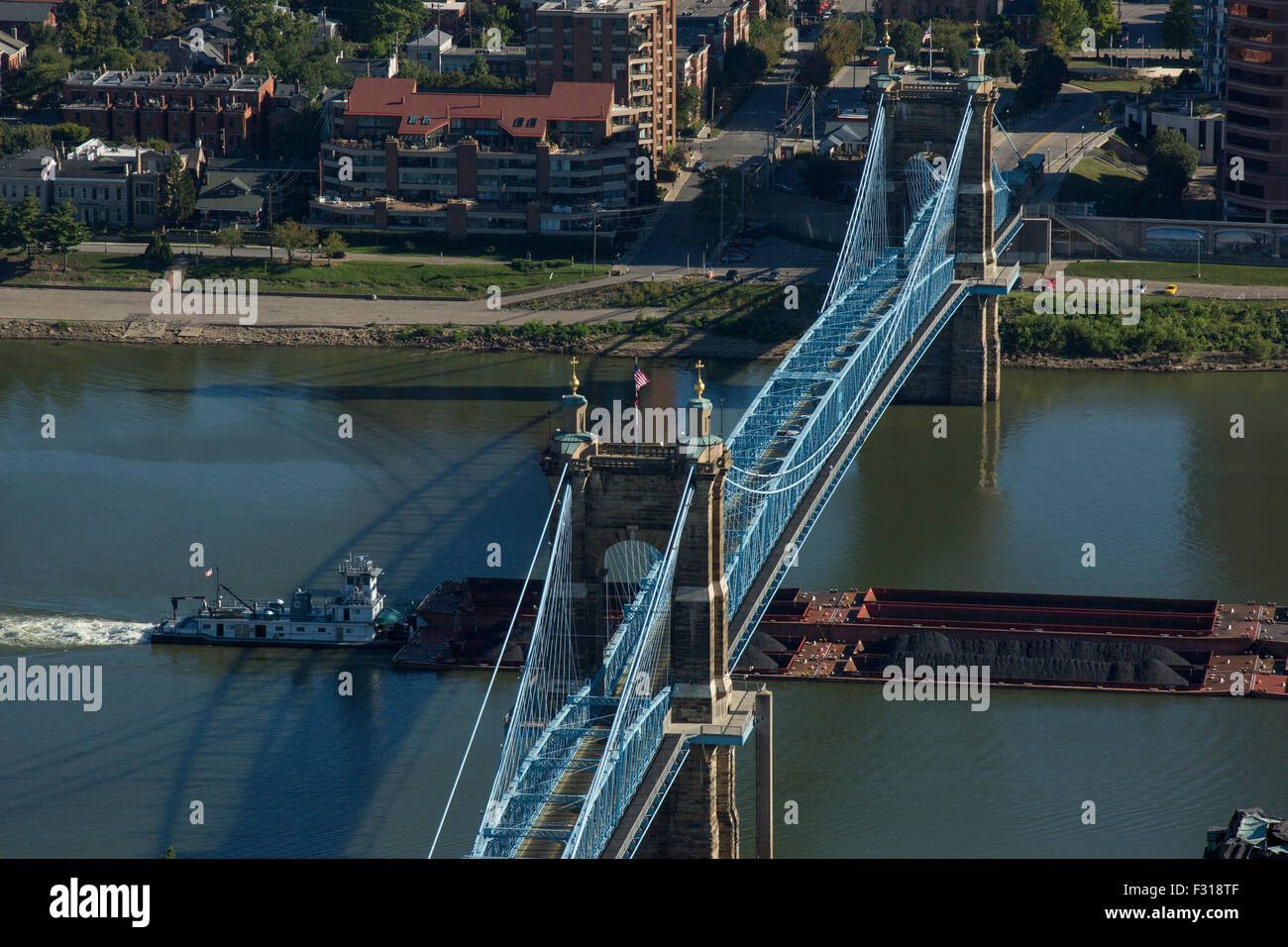 Coal barges hi-res stock photography and images - Alamy