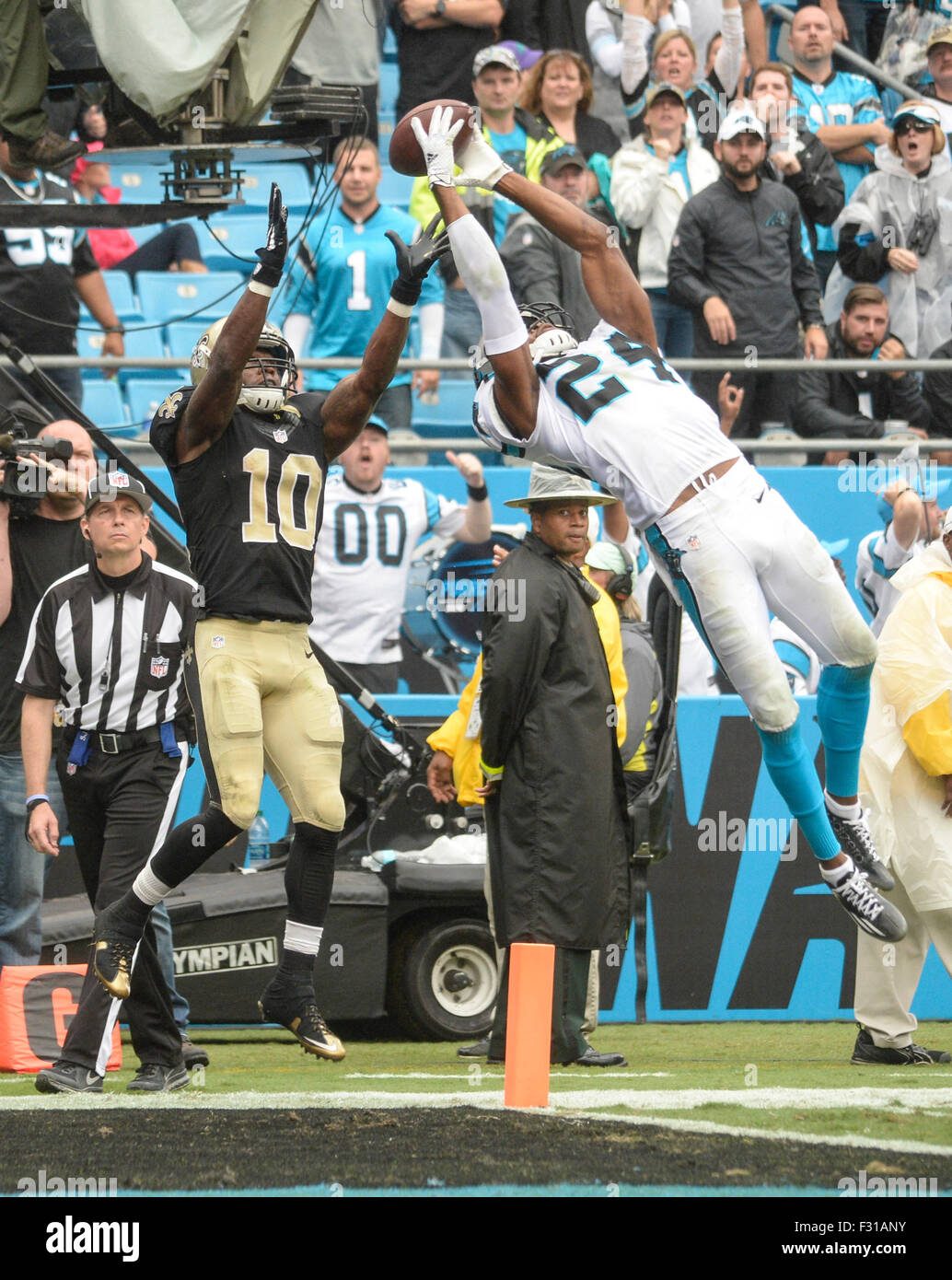 Charlotte, NC, USA. 27th Sep, 2015. Carolina Panthers cornerback Josh ...