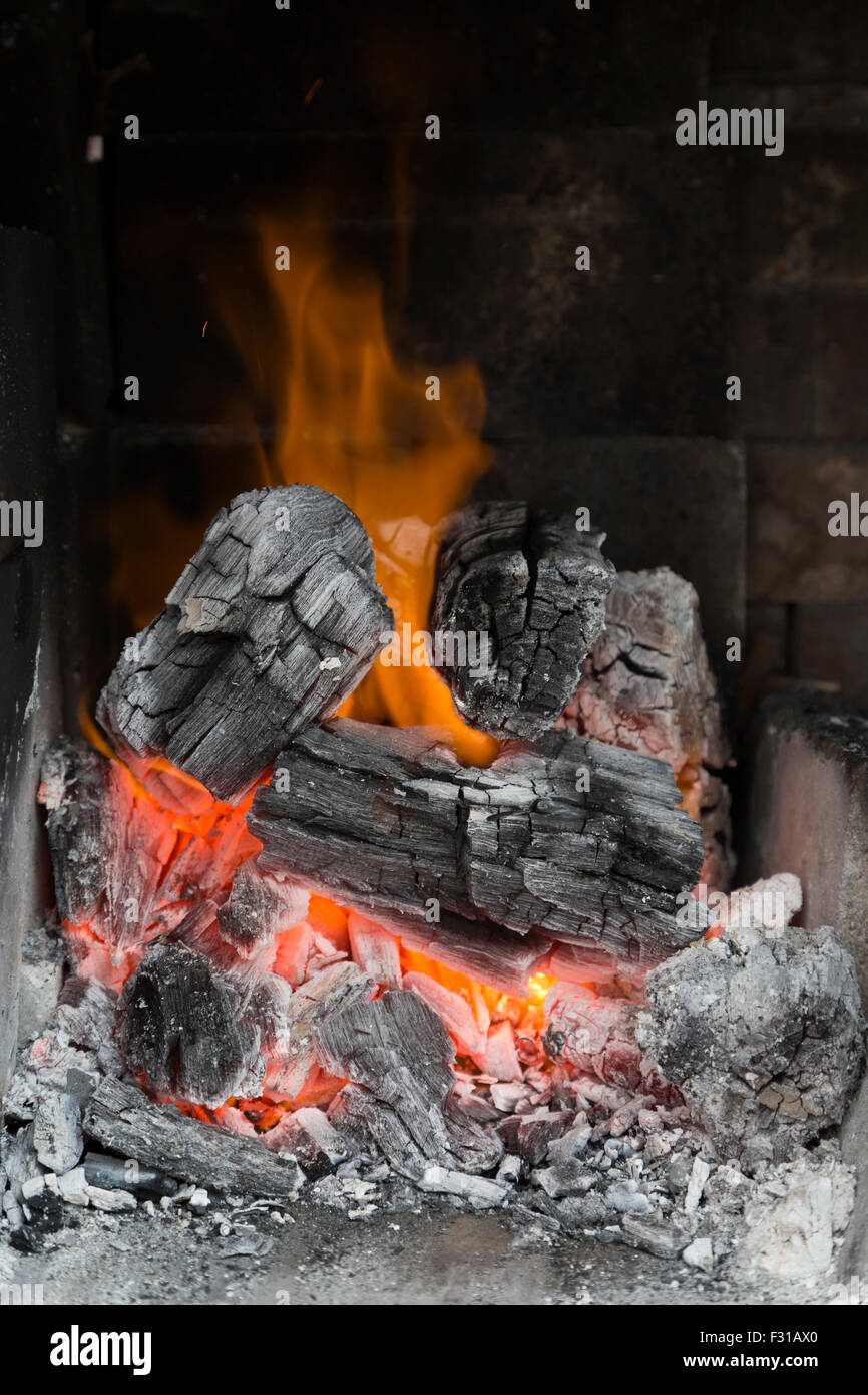 Coal grills hi-res stock photography and images - Alamy