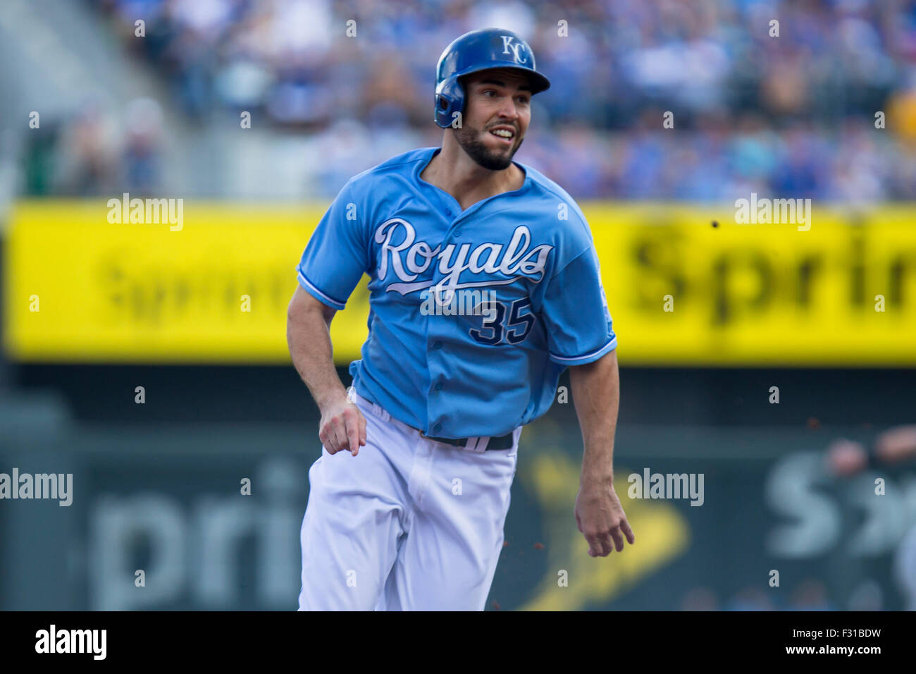 Kansas City, MO, USA. 27th Sep, 2015. Eric Hosmer #35 of the Kansas ...