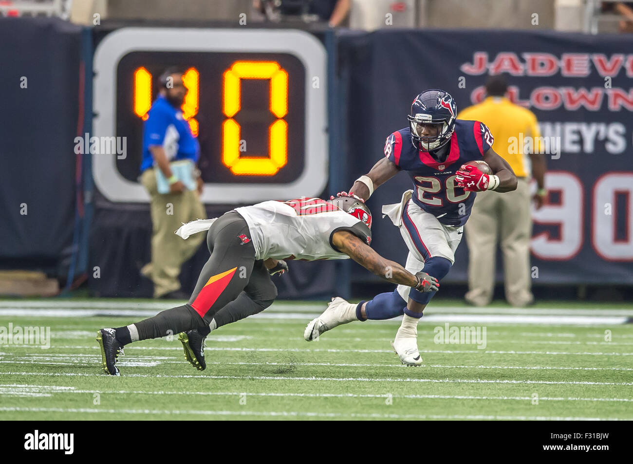 Houston, TX, USA. 27th Sep, 2015. Houston Texans defensive back Jumal ...