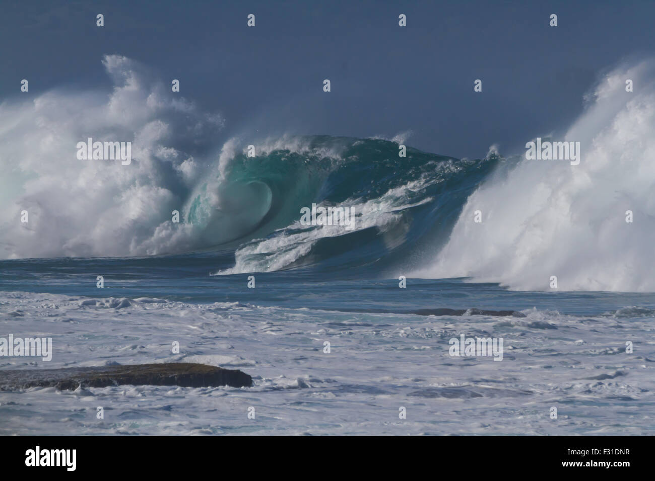 Big Ocean wave, Waimea Bay north shore Oahu Hawaii USA Stock Photo - Alamy