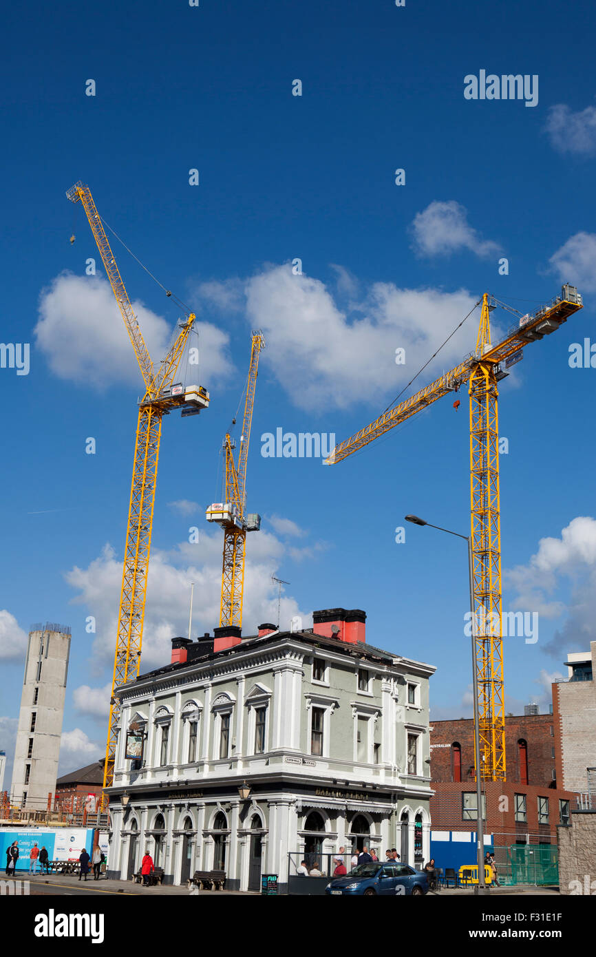 'Baltic View' built by Balfour Beatty with views of Albert Docks ...