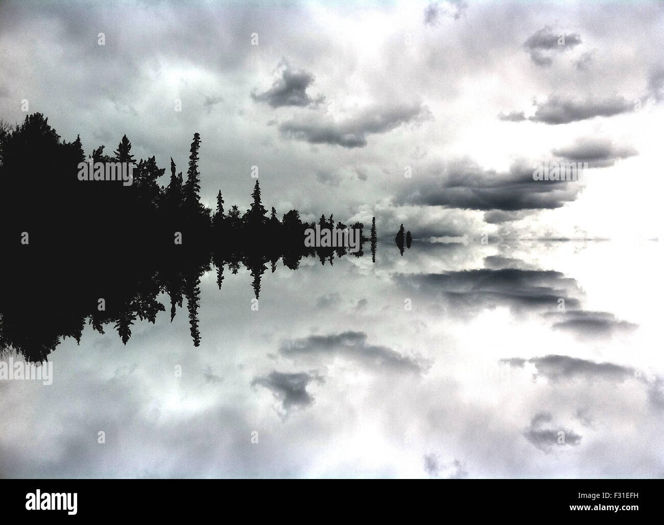 Fall autumnal lake reflection mist hi-res stock photography and images ...