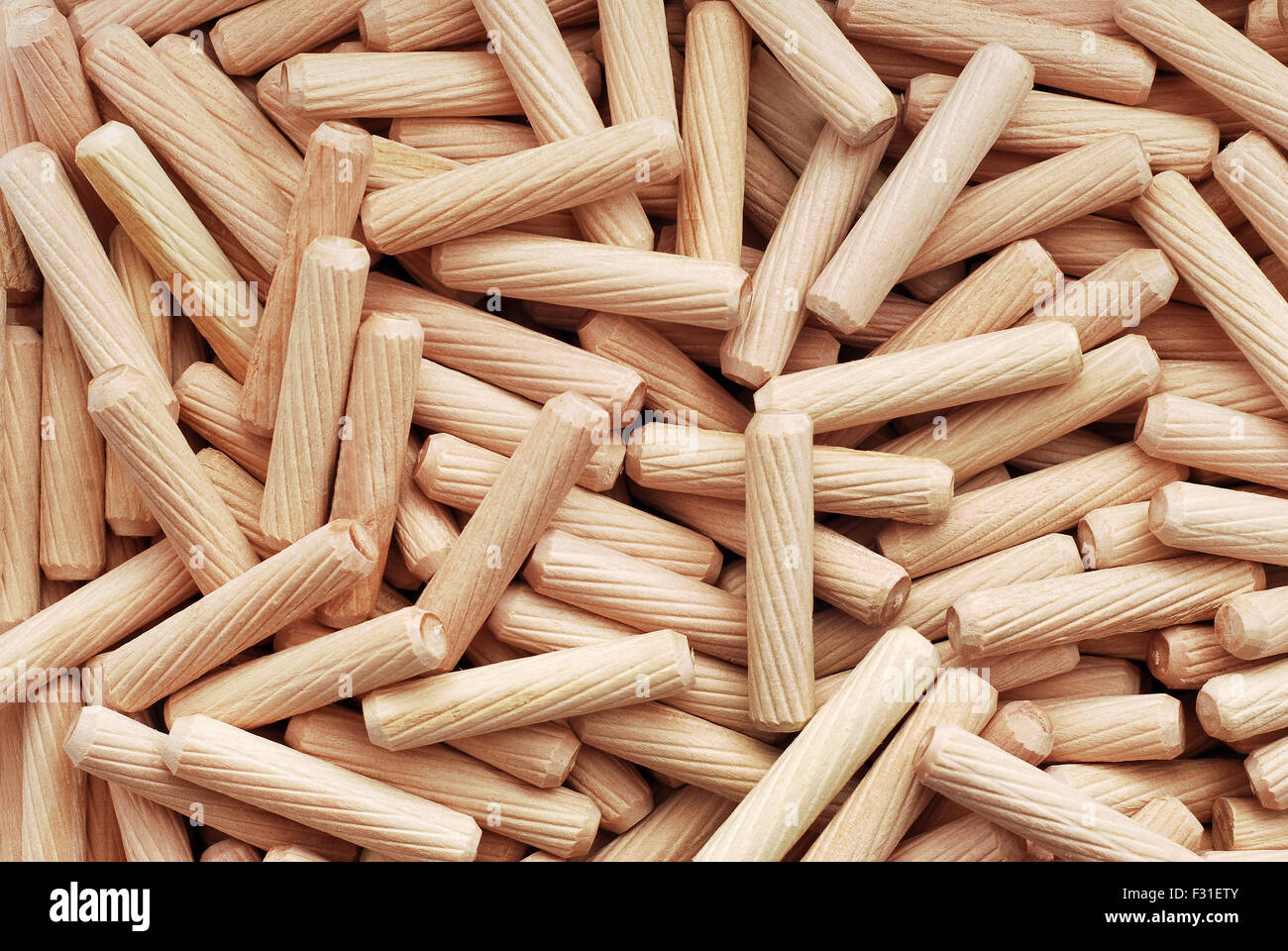 Wood round dowel hi-res stock photography and images - Alamy