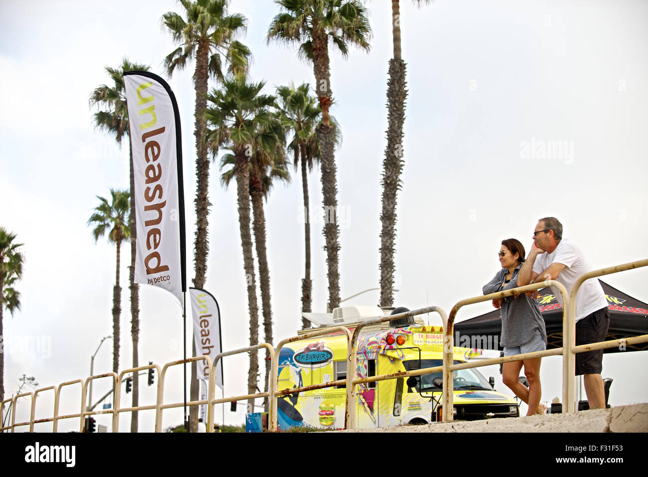 Spectators watch from beach hi-res stock photography and images - Alamy