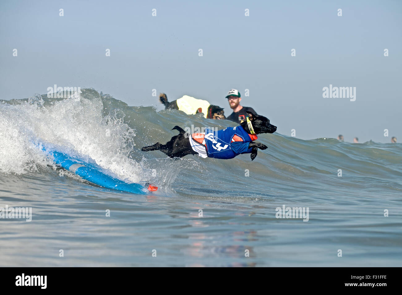 Huntington Beach, California, USA. 27th Sep, 2015. Hitting the eject ...