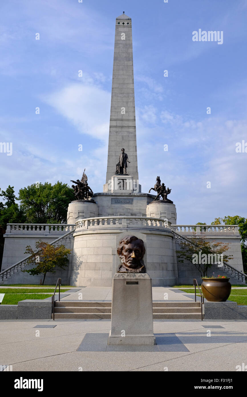 Tomb of Abraham Lincoln, Oak Ridge Cemetery Springfield, Illinois Stock ...