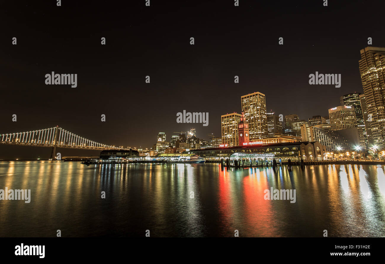 San francisco waterfront at night hi-res stock photography and images ...