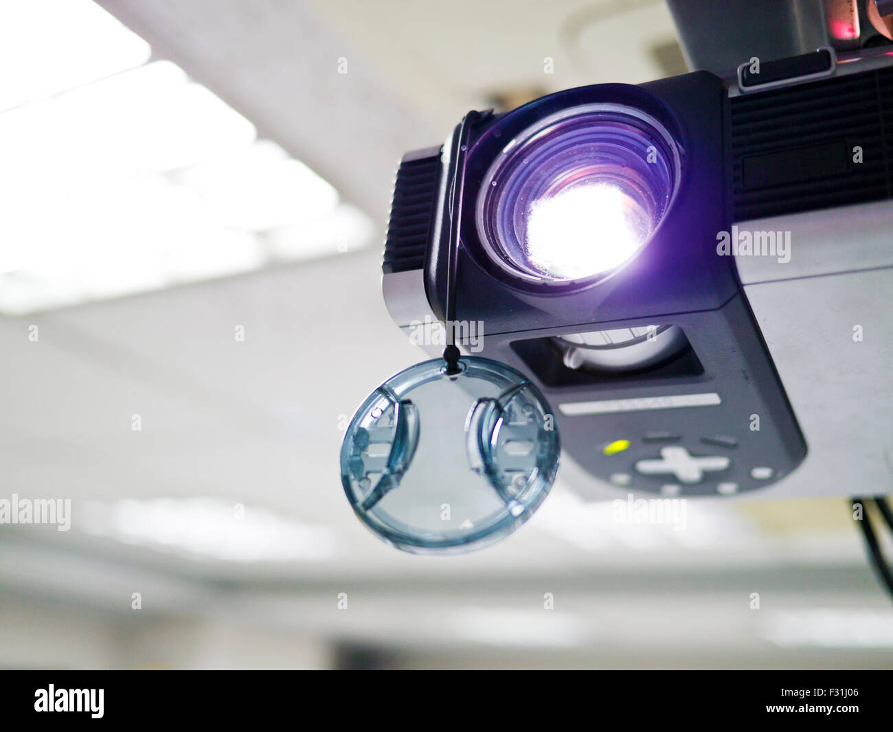 Presentation video projection hi-res stock photography and images - Alamy