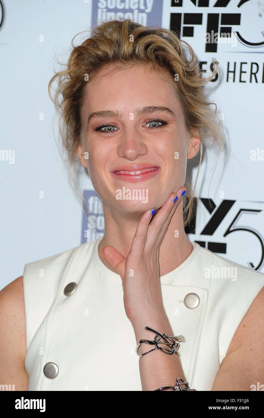 New York, NY, USA. 27th Sep, 2015. Mackenzie Davis at arrivals for THE ...