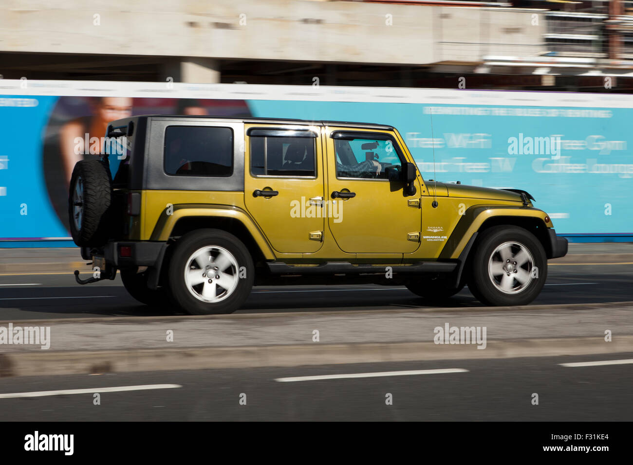Jeep strand hi-res stock photography and images - Alamy