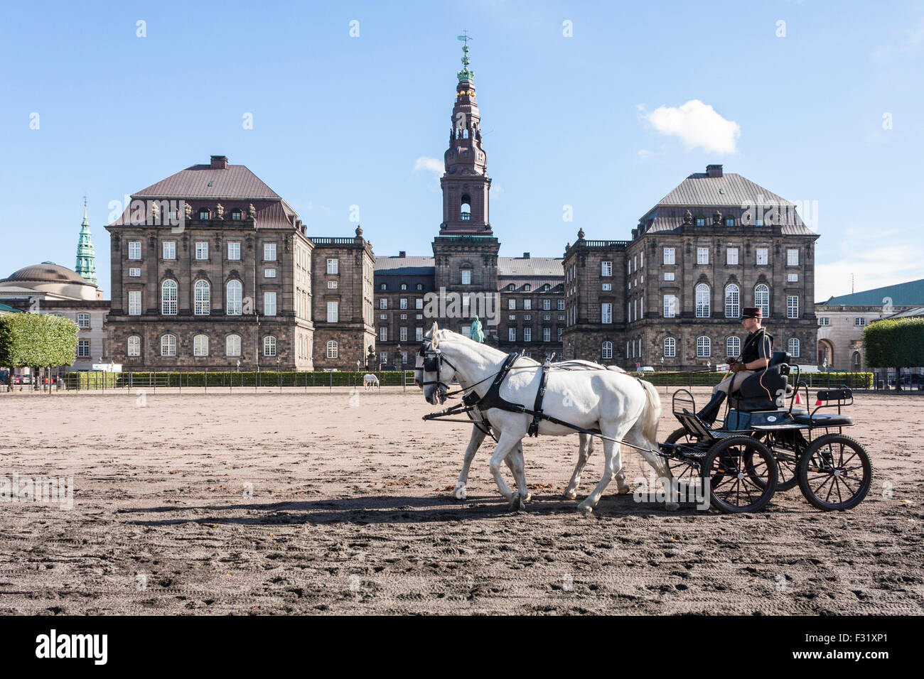 Palace stables hi-res stock photography and images - Alamy