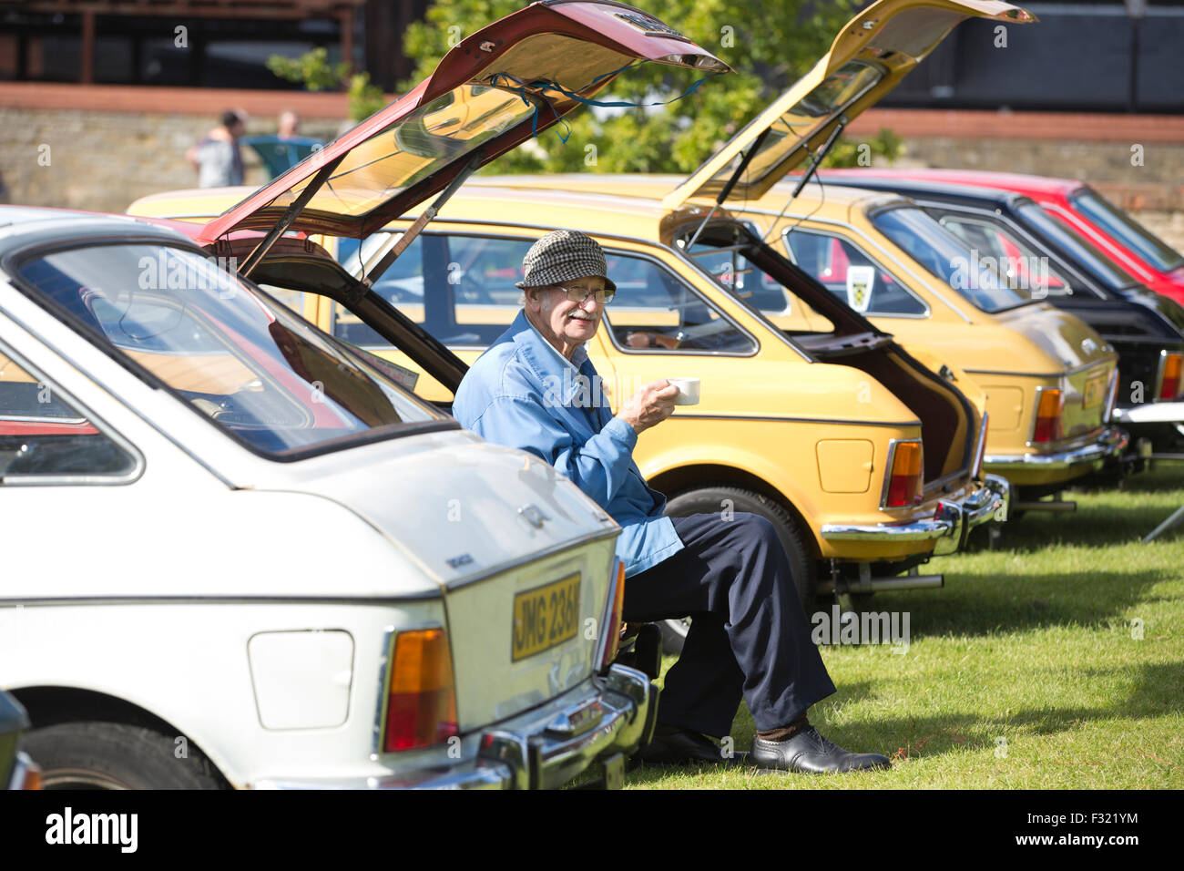 British Leyland car enthusiasts enjoy the 2015 3rd BL Autumn Rally ...