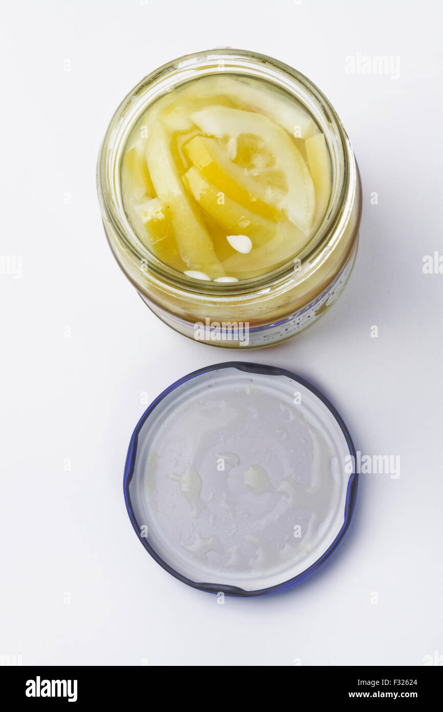 Glass jar of sliced lemons in lemon juice Stock Photo - Alamy