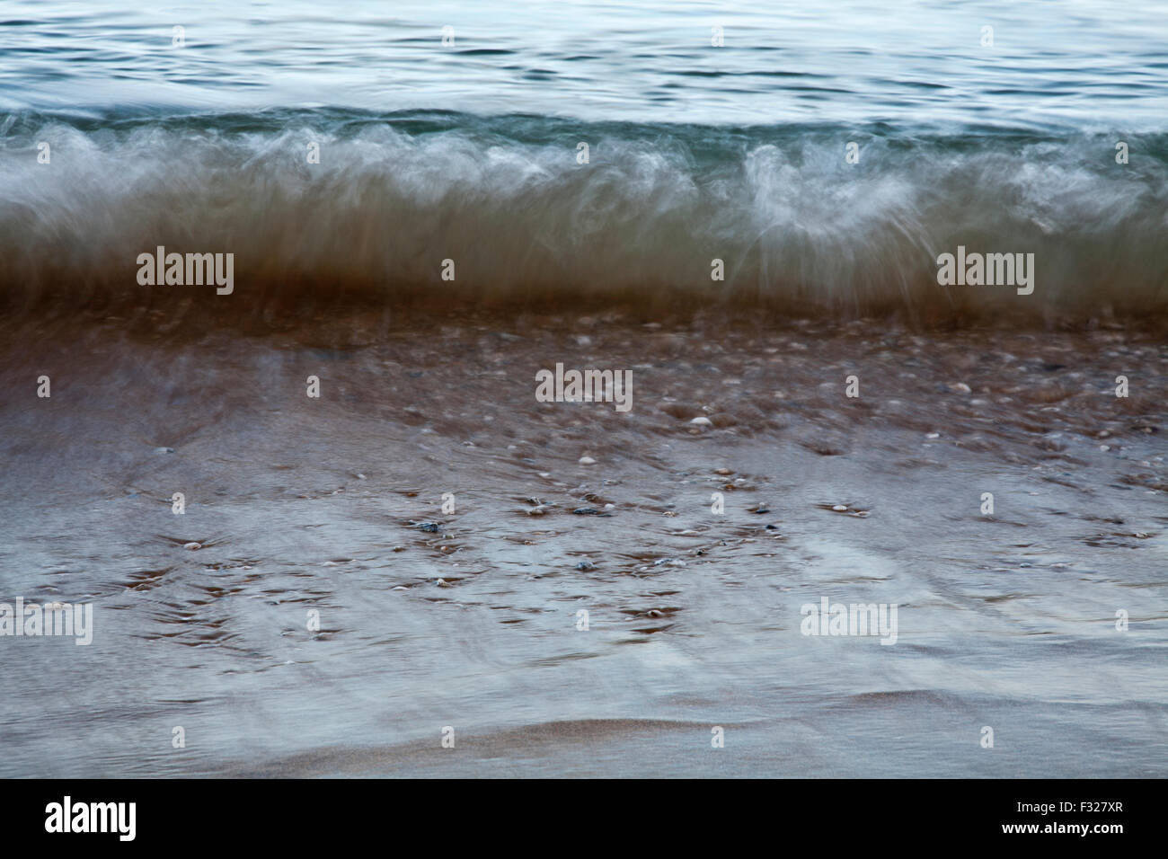 Breaking line hi-res stock photography and images - Alamy