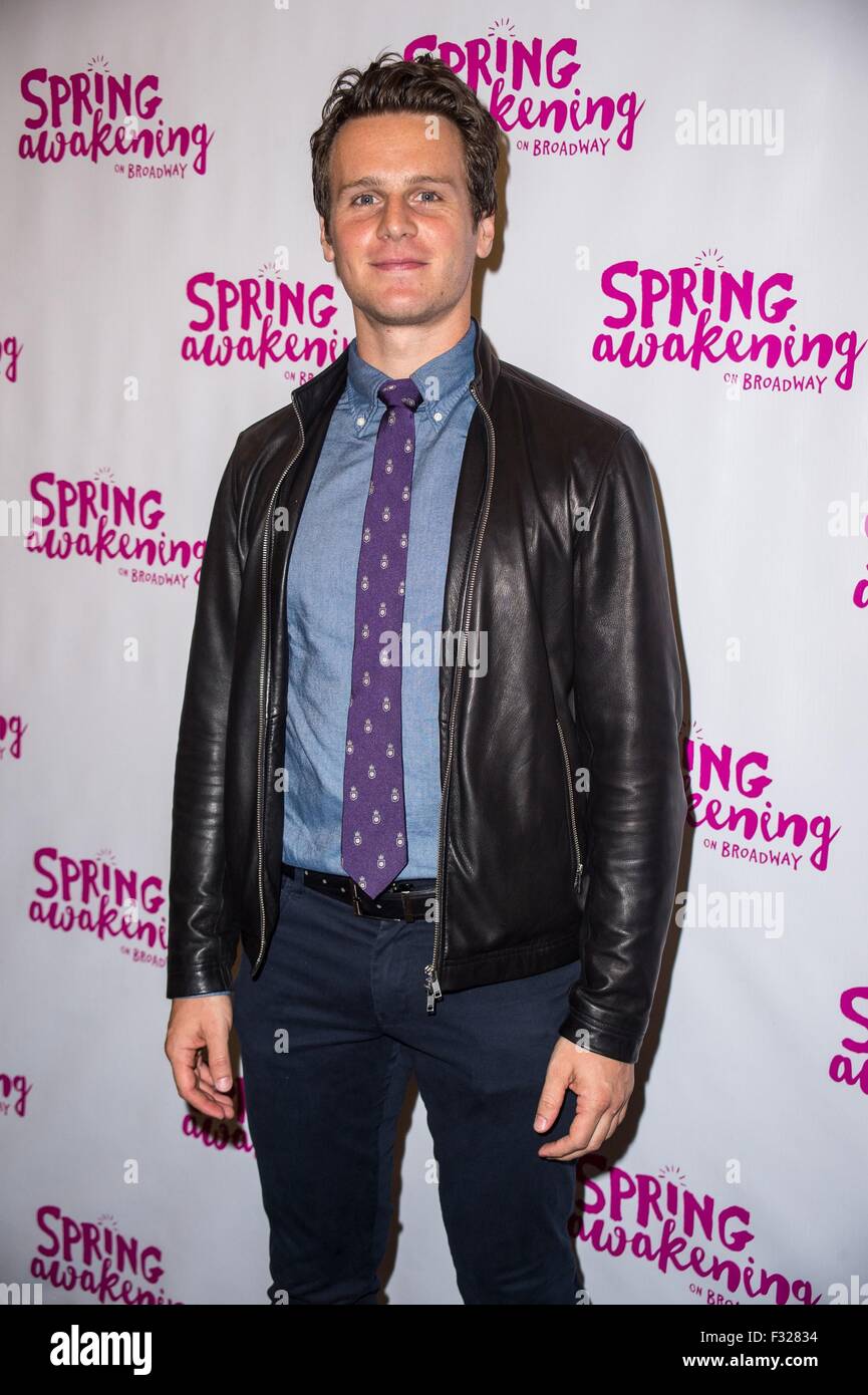 New York, NY, USA. 27th Sep, 2015. Jonathan Groff at arrivals for ...