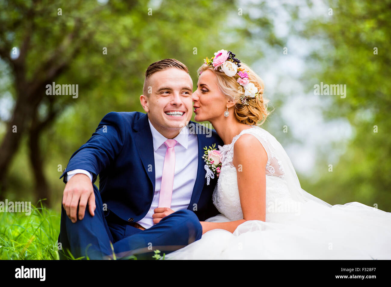 Beautiful wedding couple Stock Photo - Alamy