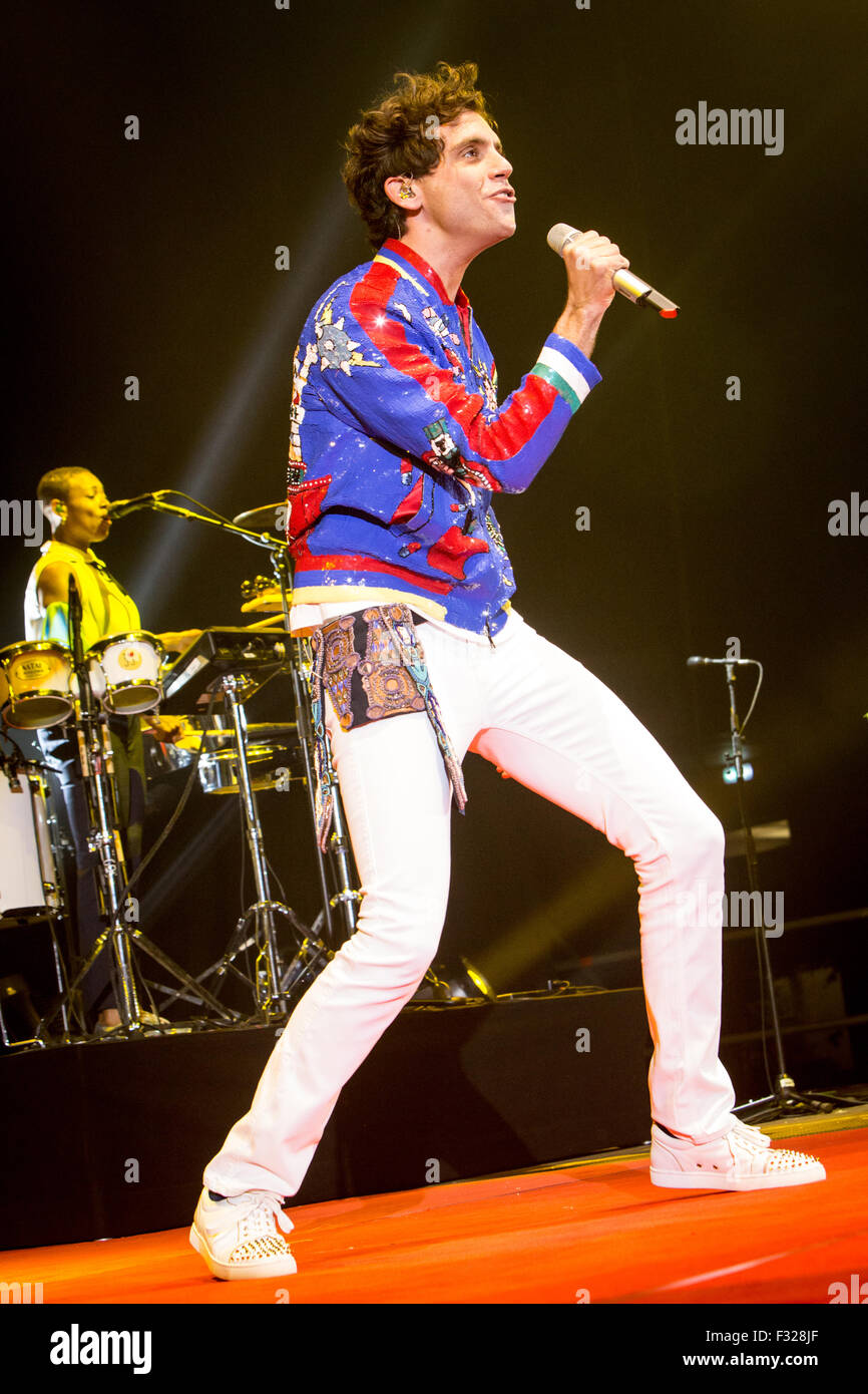 British singer mika hi-res stock photography and images - Alamy