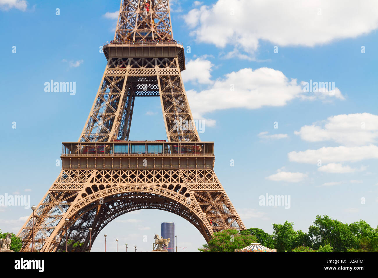 Eiffel Tower and Paris cityscape Stock Photo - Alamy