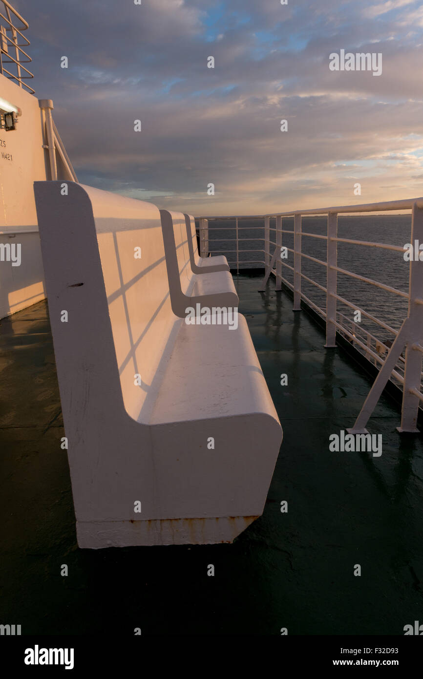 Sunrise on the P&O Ferry, MV Pride of York crossing between Hull and ...