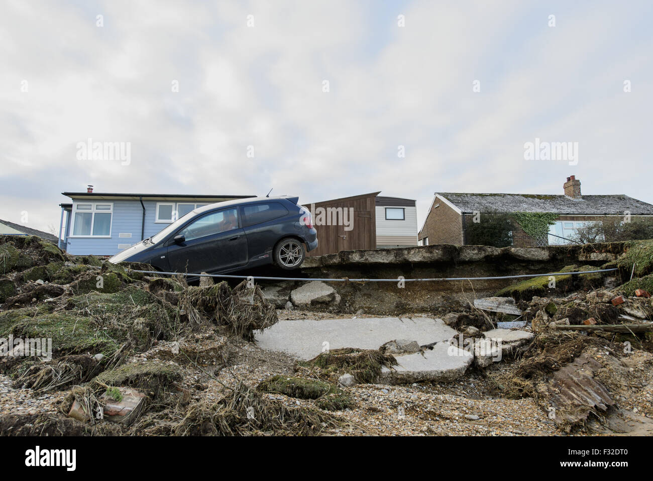 Storm surge damage hi-res stock photography and images - Alamy