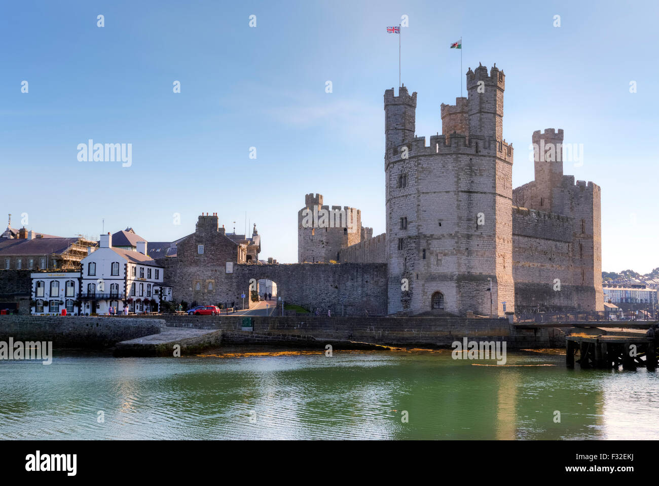 Caernarfon hi-res stock photography and images - Alamy