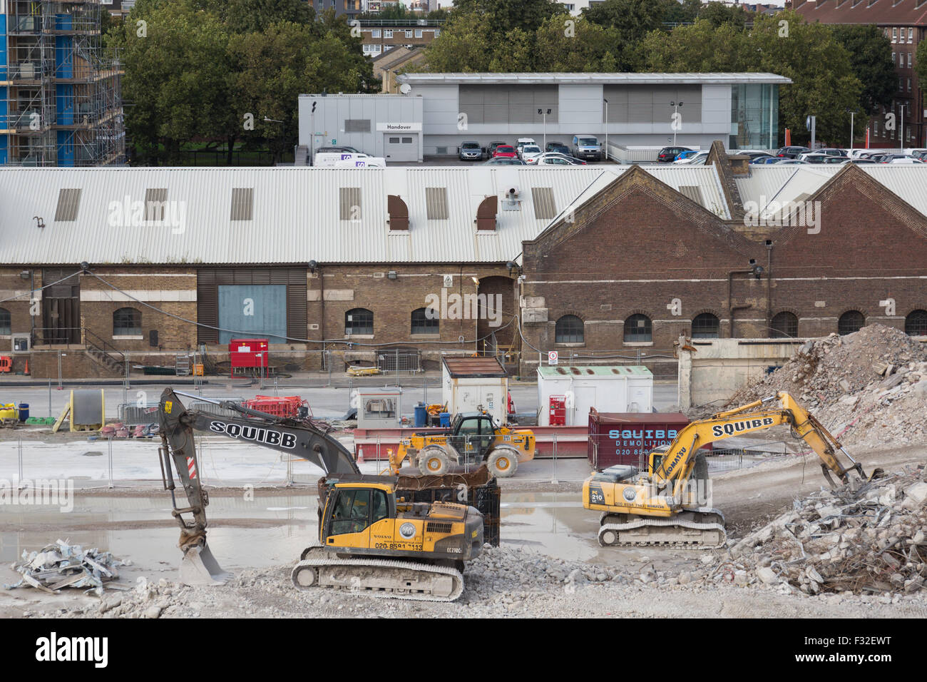 Heavy duty construction vehicle equipment at the London Dock ...