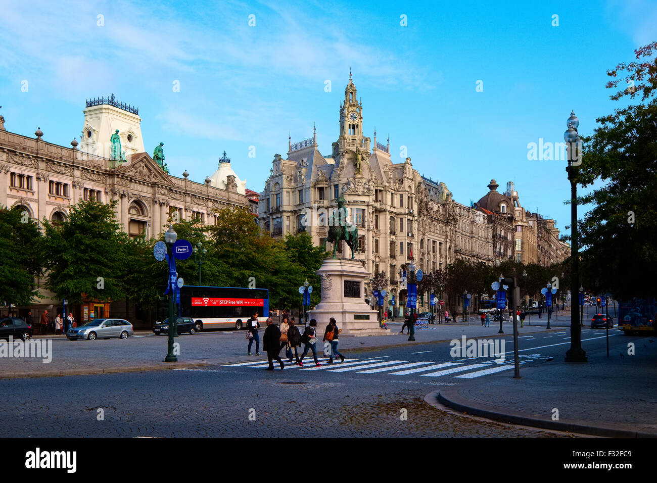 Aliados hi-res stock photography and images - Alamy