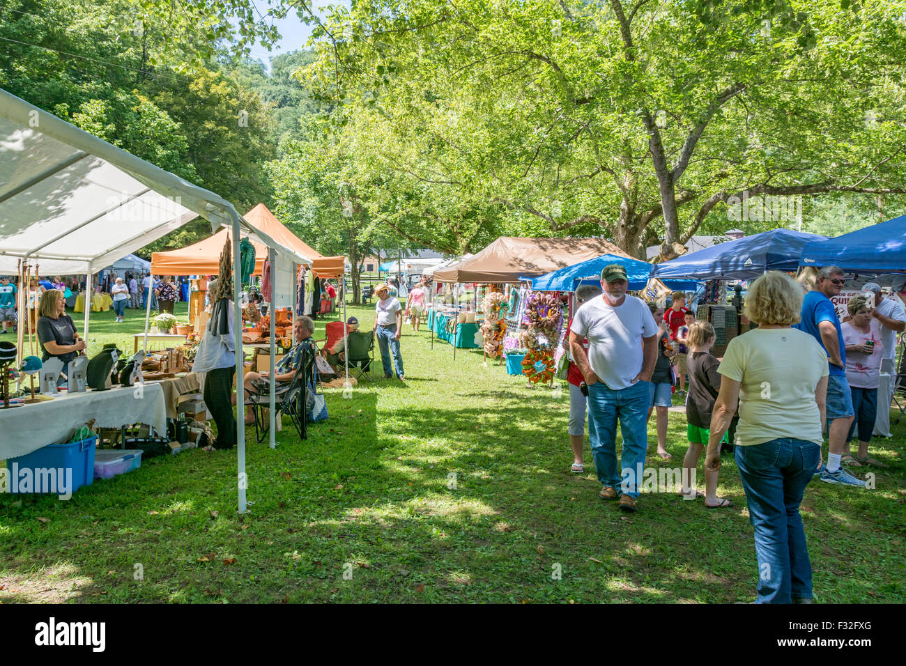 Natural Bridge Artisan Festival Stock Photo - Alamy