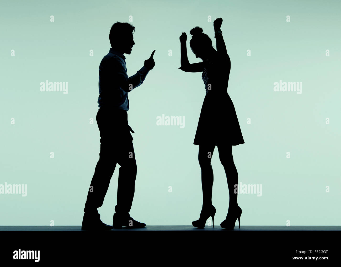 Couple arguing icon hi-res stock photography and images - Alamy