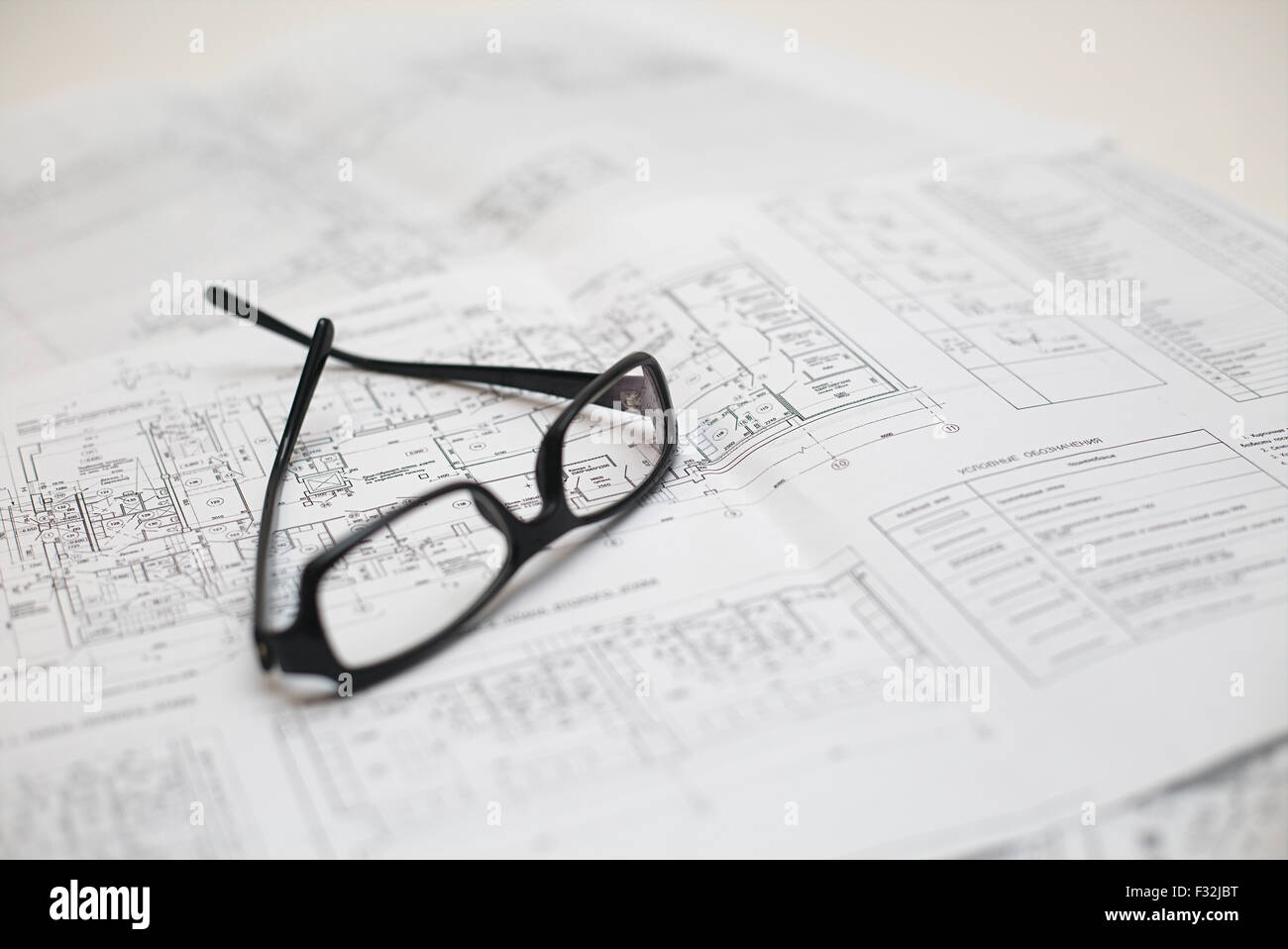 Engineering diagram blueprint paper hi-res stock photography and images ...